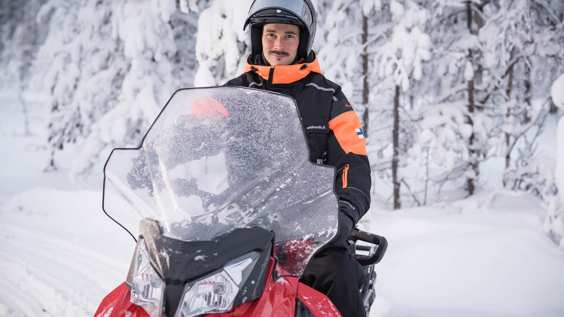 1-hour Easy Snowmobile Safari in Levi | Wild Nordic